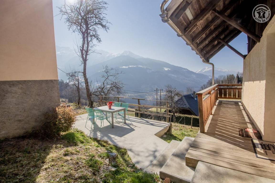 108 M² Gîte ∙ 3 Chambres ∙ 8 Personnes - Albertville
