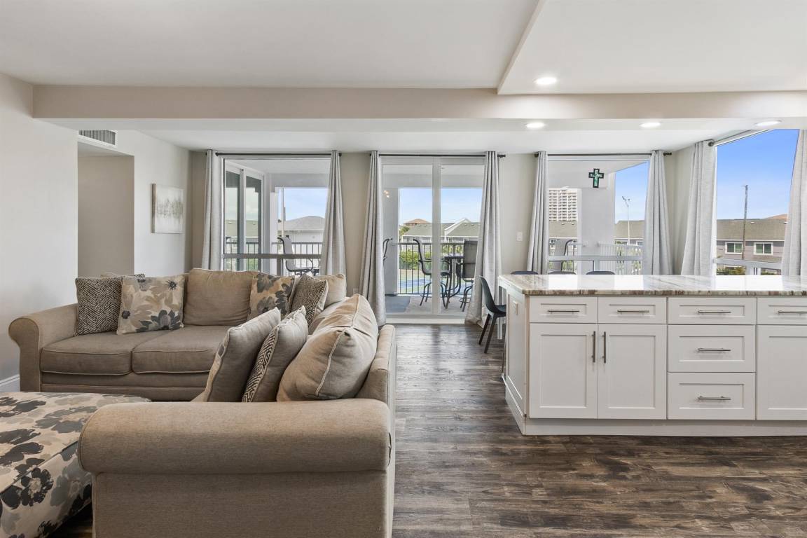 151 M² Condo ∙ 3 Bedrooms ∙ 8 Guests - Destin, FL