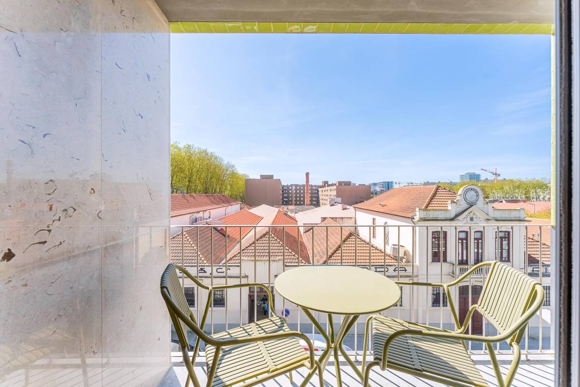 90 M² Apartamento ∙ 2 Quartos ∙ 6 Hóspedes - Matosinhos