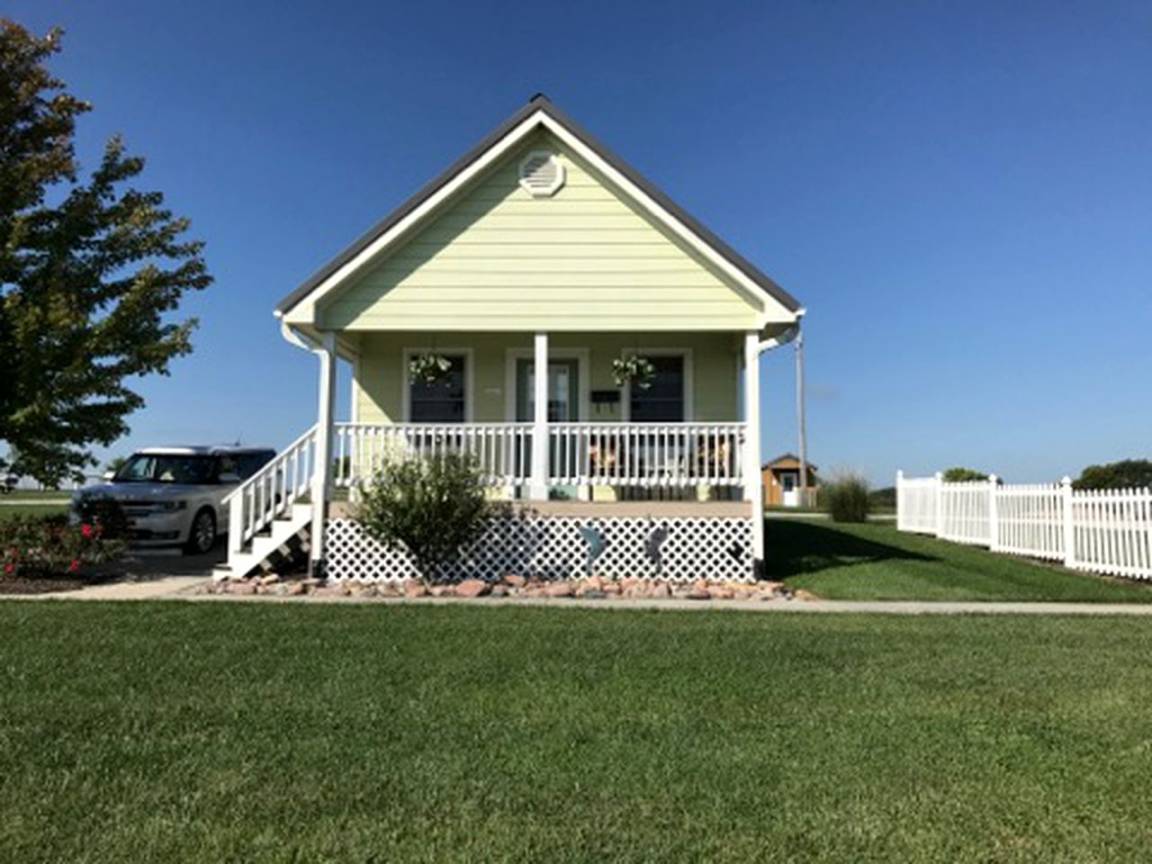 House ∙ 1 Bedroom ∙ 4 Guests - Watkins Woolen Mill State Park and State Historic Site, Lawson