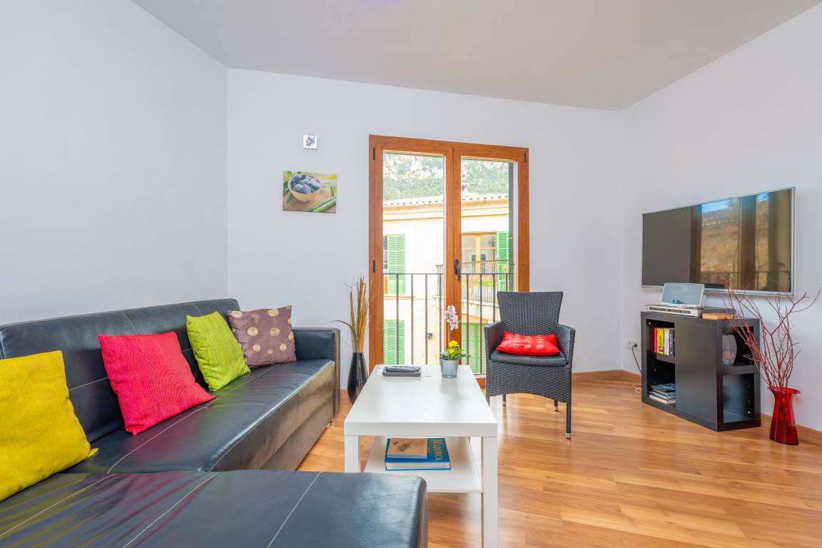 69 M² Hotel ∙ 2 Bedrooms ∙ 5 Guests - Mallorca