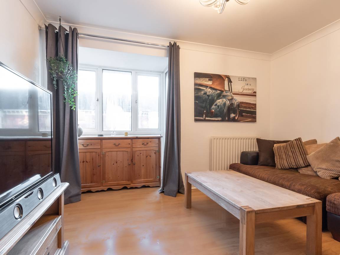 Cottage ∙ 2 Bedrooms ∙ 4 Guests - Fareham