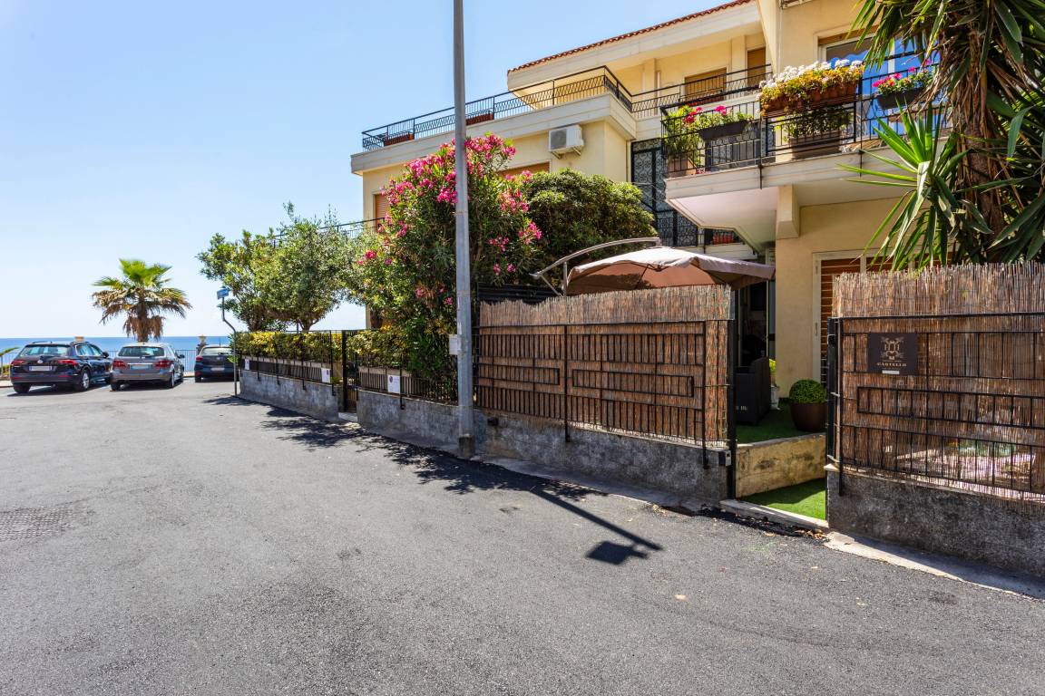 70 M² Appartamento Vacanza ∙ 3 Camere Da Letto ∙ 6 Ospiti - Aci Castello