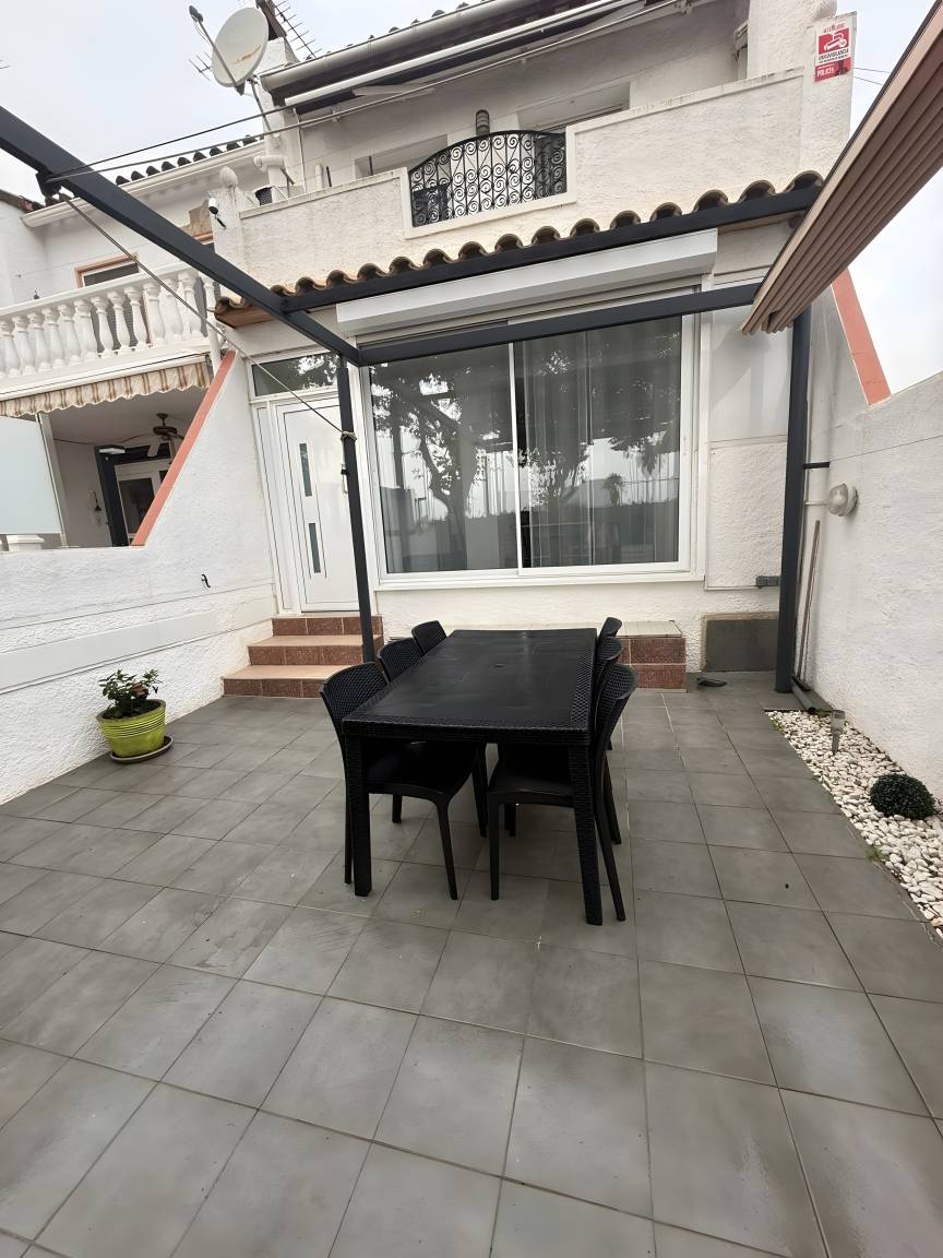 30 M² Maison De Vacances ∙ 2 Chambres ∙ 4 Personnes - Empuriabrava