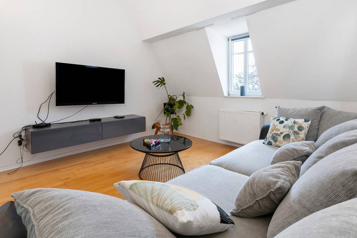 75 M² Apartament ∙ 1 Sypialnia ∙ 4 Gości - Baden-Baden