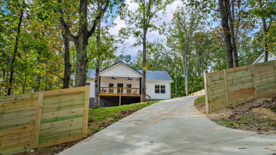 171 M² House ∙ 3 Bedrooms ∙ 6 Guests - Alabama