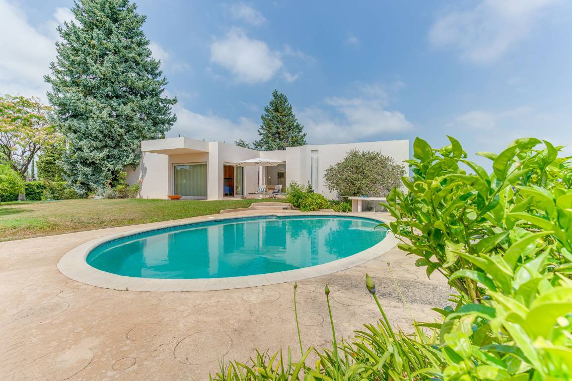 150 M² Villa ∙ 3 Schlafzimmer ∙ 6 Gäste - Carros