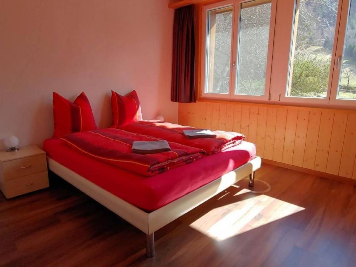 100 M² Apartment ∙ 3 Bedrooms ∙ 8 Guests - Meiringen