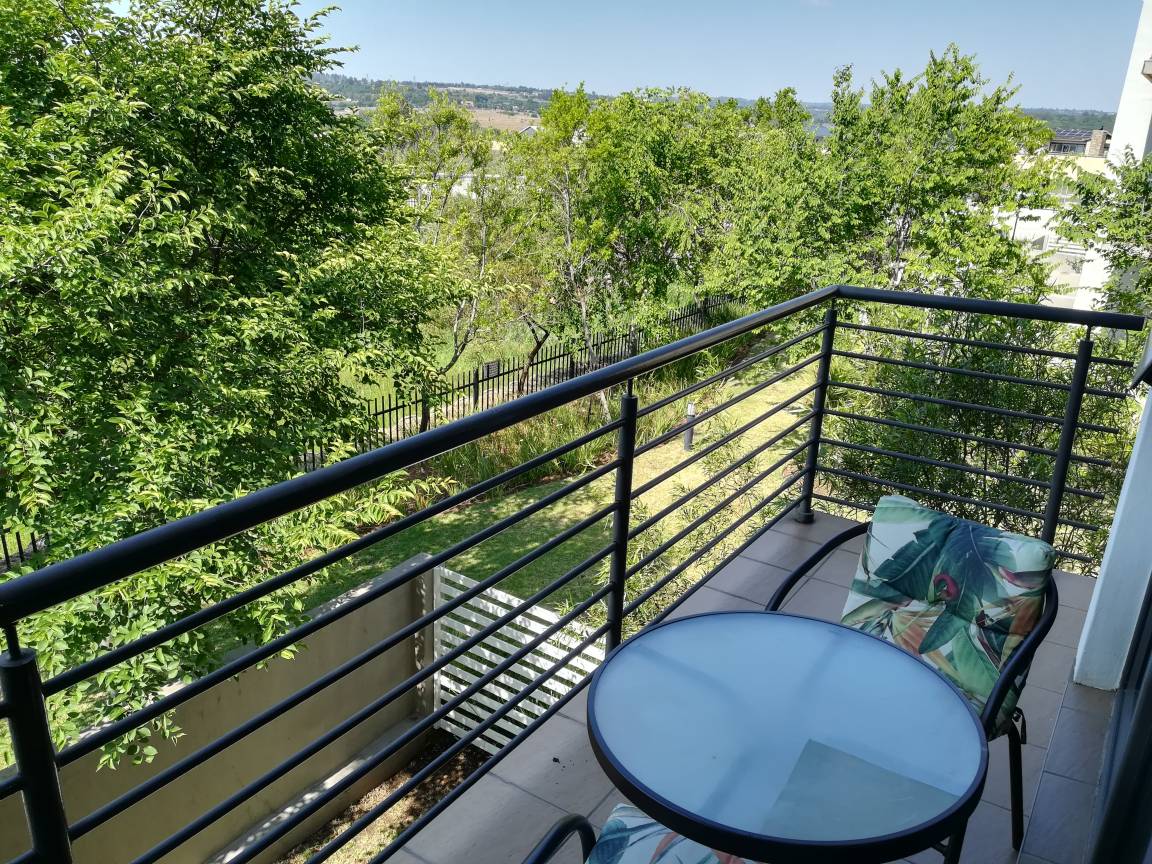 20 M² Studio Flat ∙ 1 Bedroom ∙ 2 Guests - Lanseria