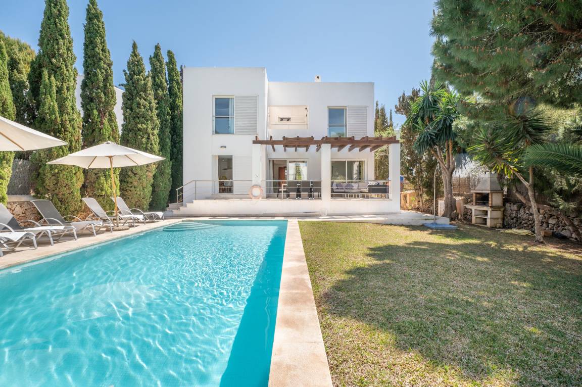 120 M² Villa ∙ 4 Schlafzimmer ∙ 8 Gäste - Portocolom
