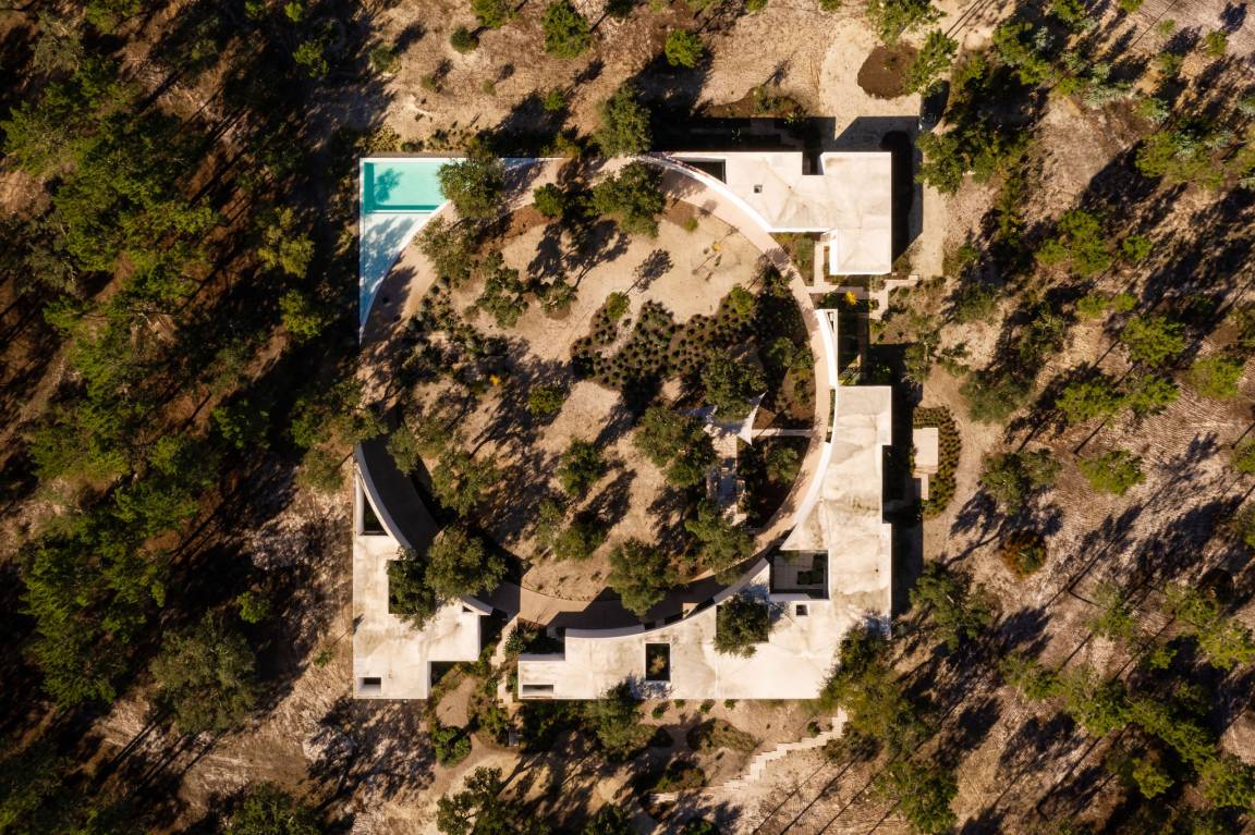 750 M² Villa ∙ 7 Chambres ∙ 16 Personnes - Melides