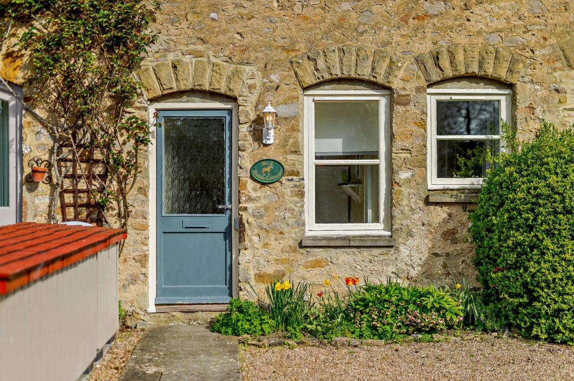 Cottage ∙ 2 Bedrooms ∙ 4 Guests - Leyburn