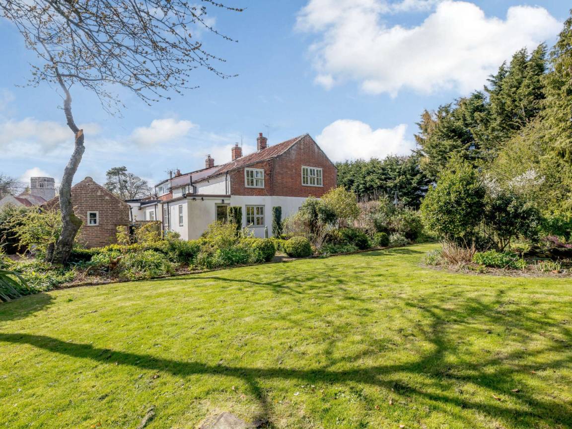 Cottage ∙ 3 Bedrooms ∙ 4 Guests - Fakenham