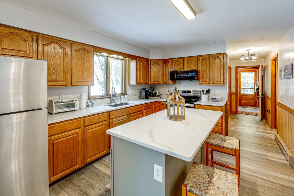 102 M² House ∙ 2 Bedrooms ∙ 8 Guests - Maine