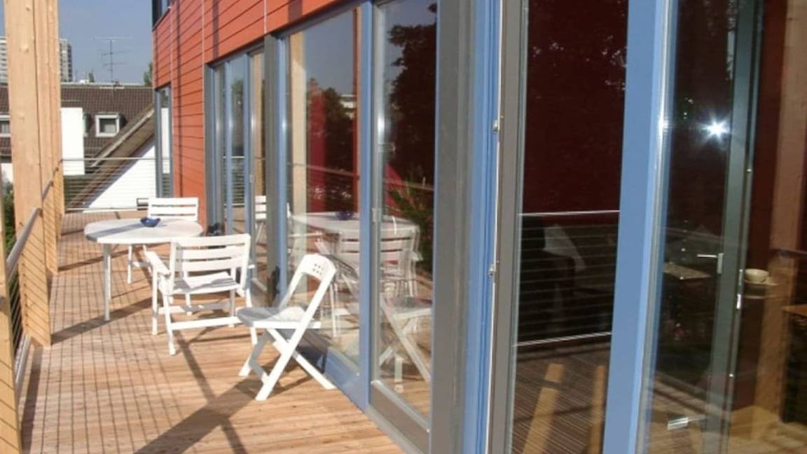 120 M² Ferienhaus ∙ 3 Schlafzimmer ∙ 5 Gäste - München