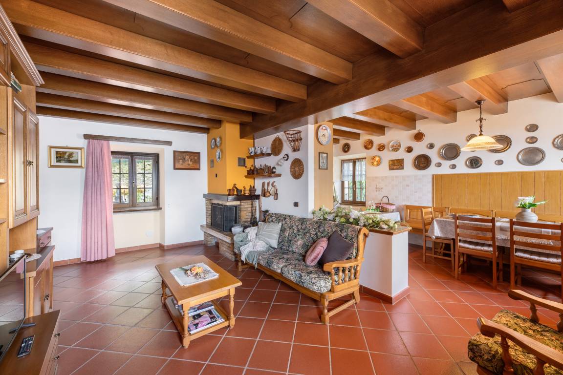 150 M² House ∙ 2 Bedrooms ∙ 4 Guests - Menaggio
