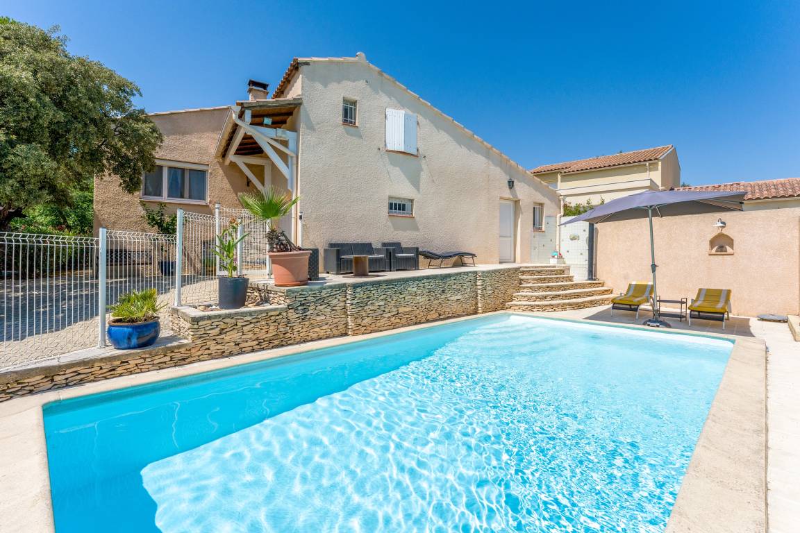 108 M² Villa ∙ 2 Chambres ∙ 4 Personnes - Avignon