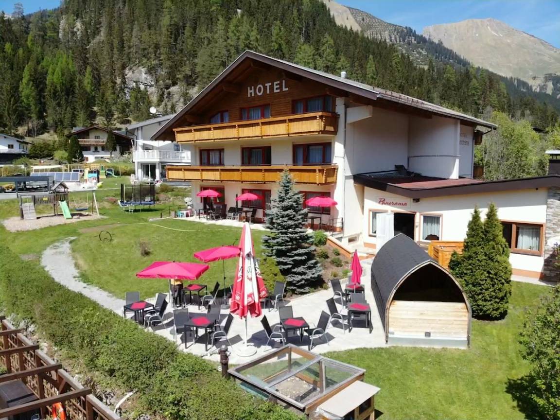 30 M² Hotel ∙ 1 Bedroom ∙ 3 Guests - Elbigenalp