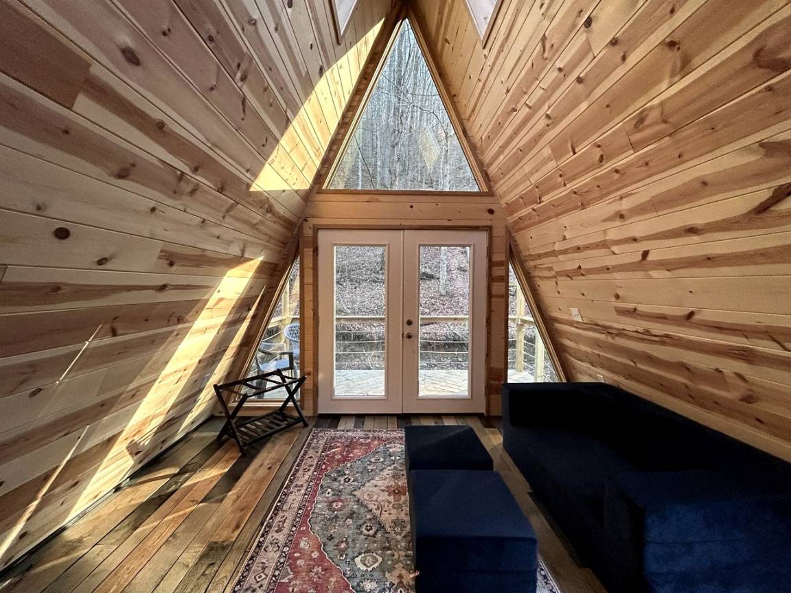 Cabin ∙ 1 Bedroom ∙ 2 Guests - Kentucky