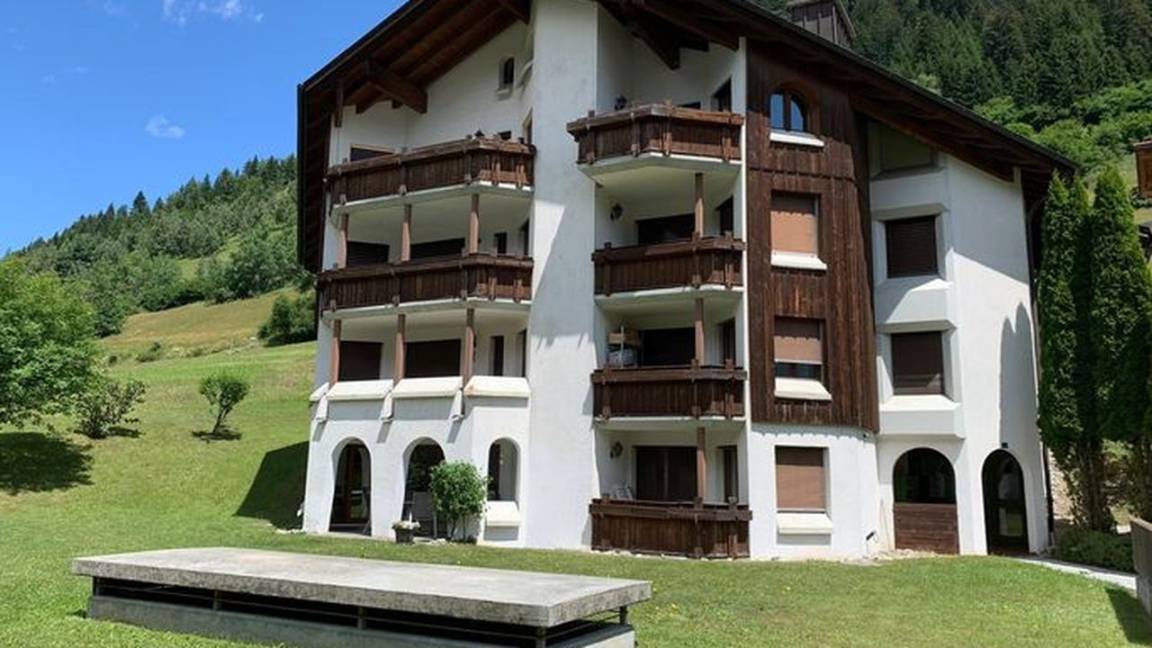 85 M² Ferienwohnung ∙ 2 Schlafzimmer ∙ 4 Gäste - Savognin