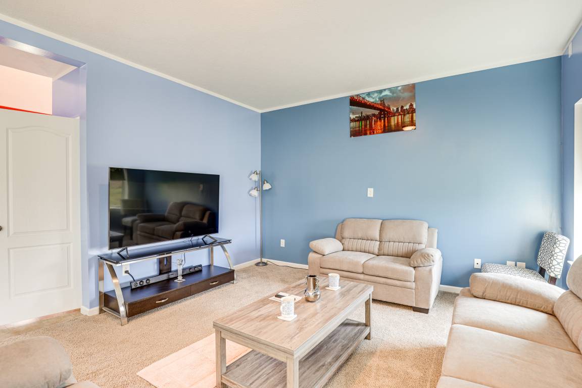 181 M² House ∙ 3 Bedrooms ∙ 6 Guests - Rochester Institute of Technology, Rochester