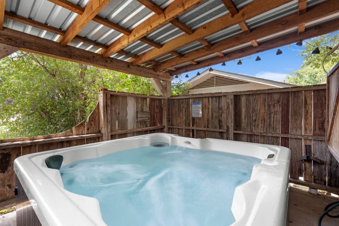 Casa Rural ∙ 2 Habitaciones ∙ 5 Huéspedes - Fredericksburg, TX