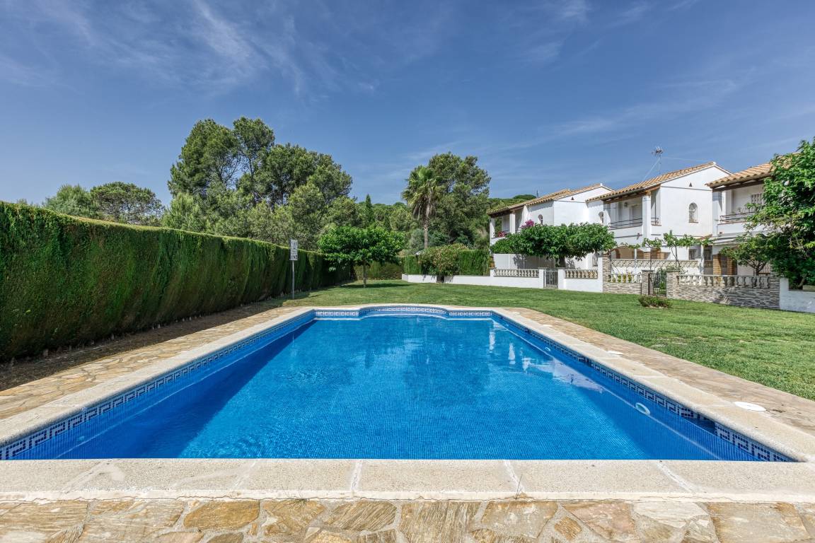 80 M² Maison De Vacances ∙ 3 Chambres ∙ 7 Personnes - L'Escala