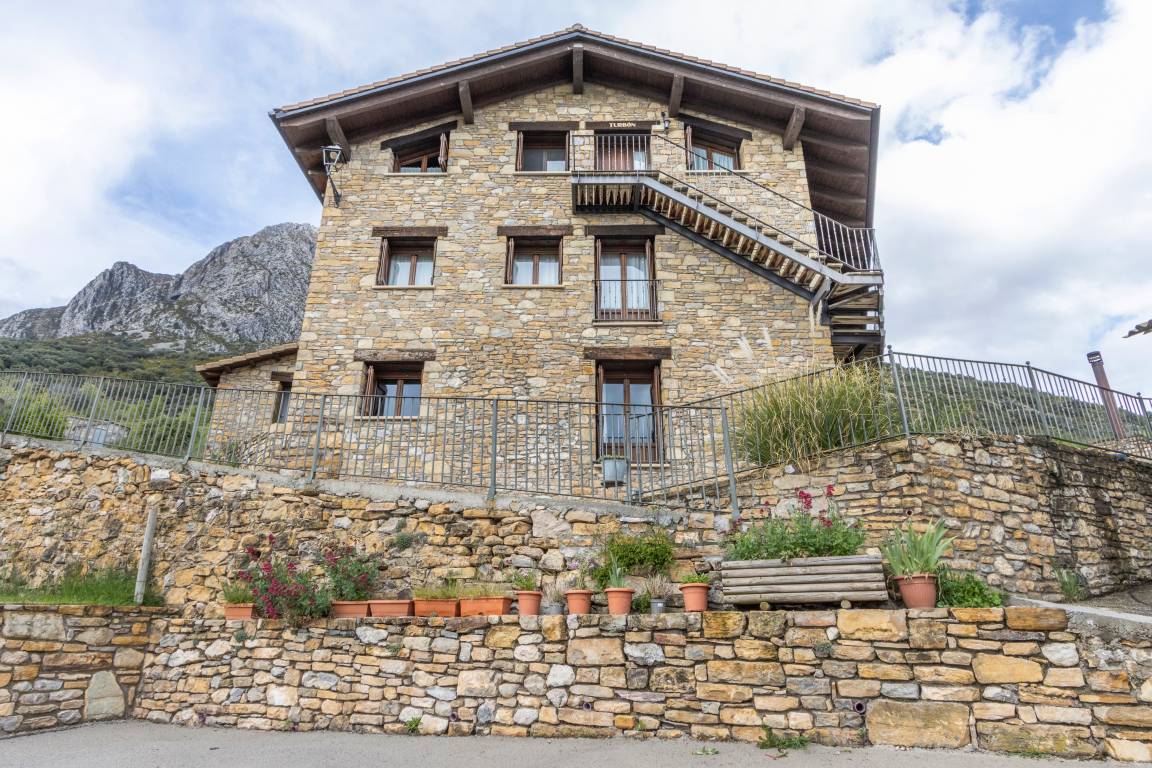 95 M² Apartamento ∙ 3 Habitaciones ∙ 7 Huéspedes - Campo