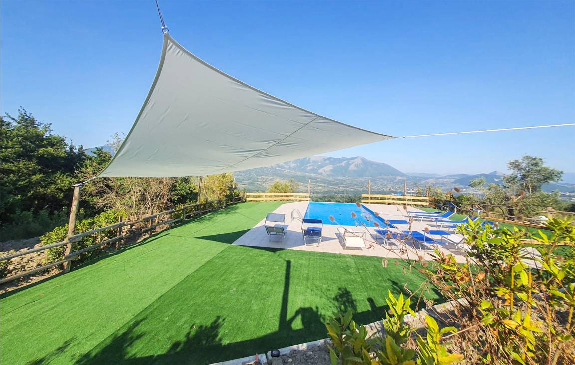300 M² Casa ∙ 6 Camere Da Letto ∙ 15 Ospiti - Contursi Terme