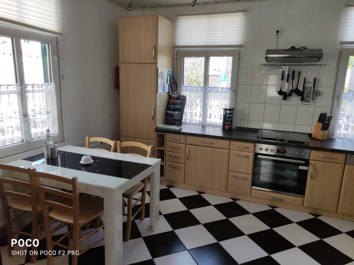 71 M² Ferienwohnung ∙ 2 Schlafzimmer ∙ 4 Gäste - Wipperfürth