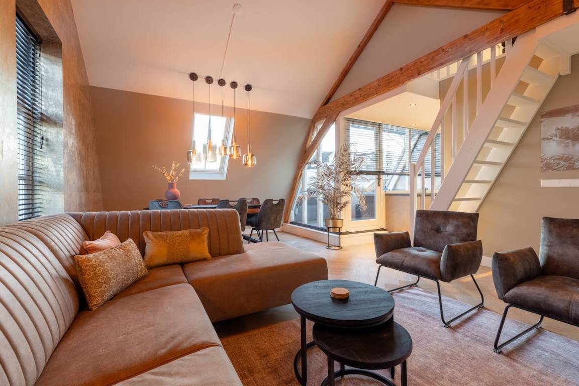 72 M² Apartment ∙ 3 Bedrooms ∙ 6 Guests - Weesp