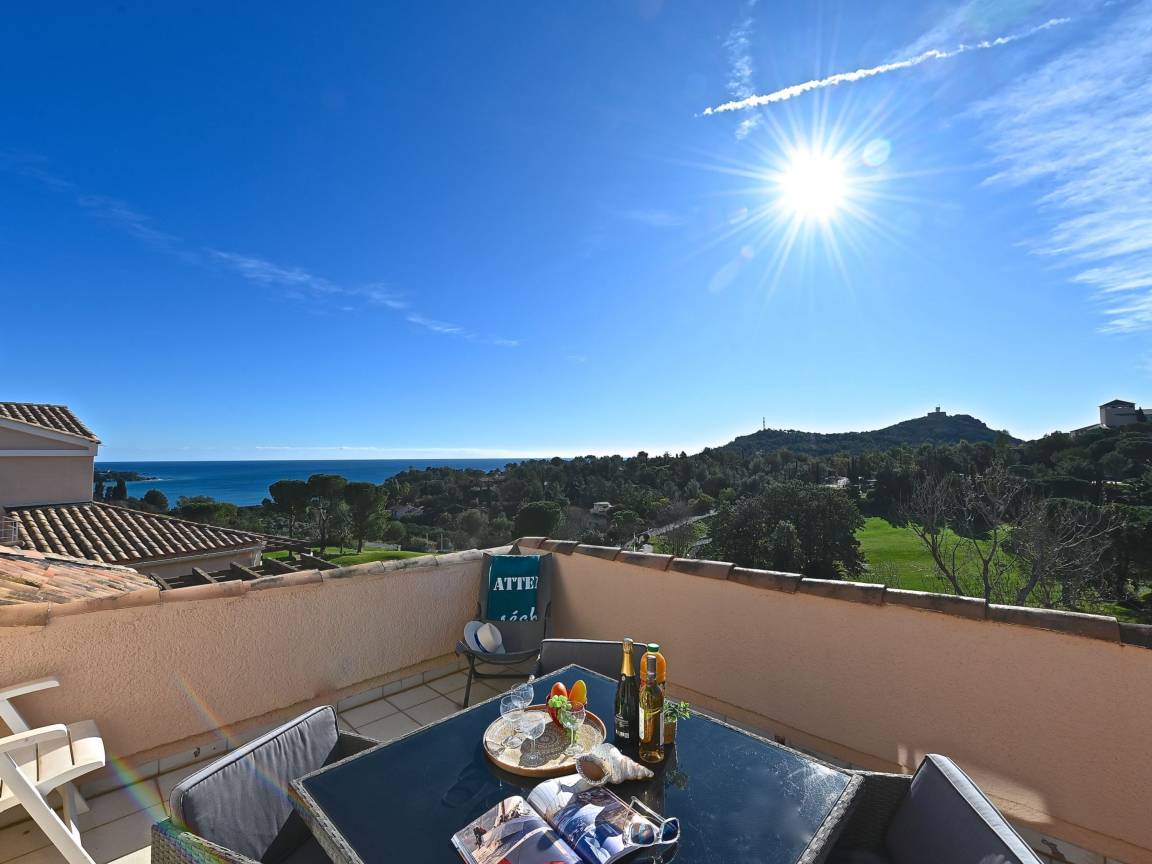 39 M² House ∙ 1 Bedroom ∙ 6 Guests - Agay