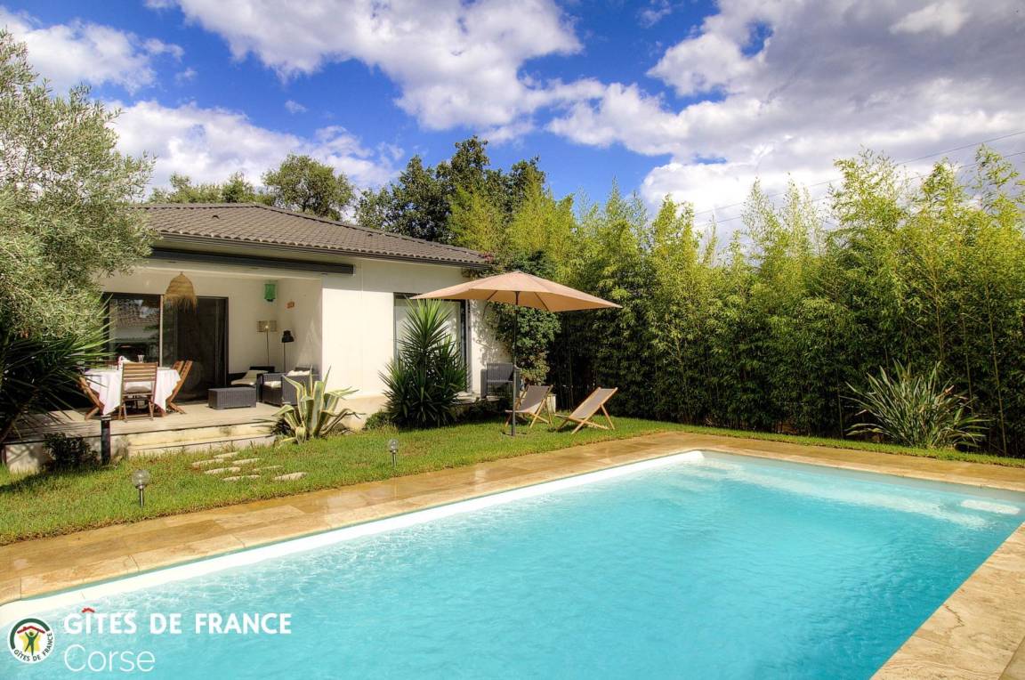 98 M² Gîte ∙ 3 Chambres ∙ 6 Personnes - Corse
