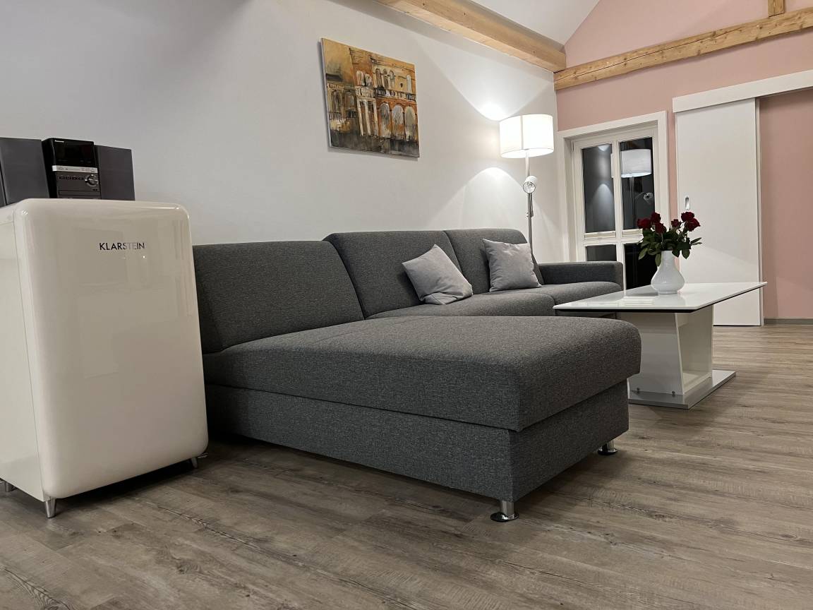 45 M² Ferienwohnung ∙ 1 Schlafzimmer ∙ 2 Gäste - Marburg