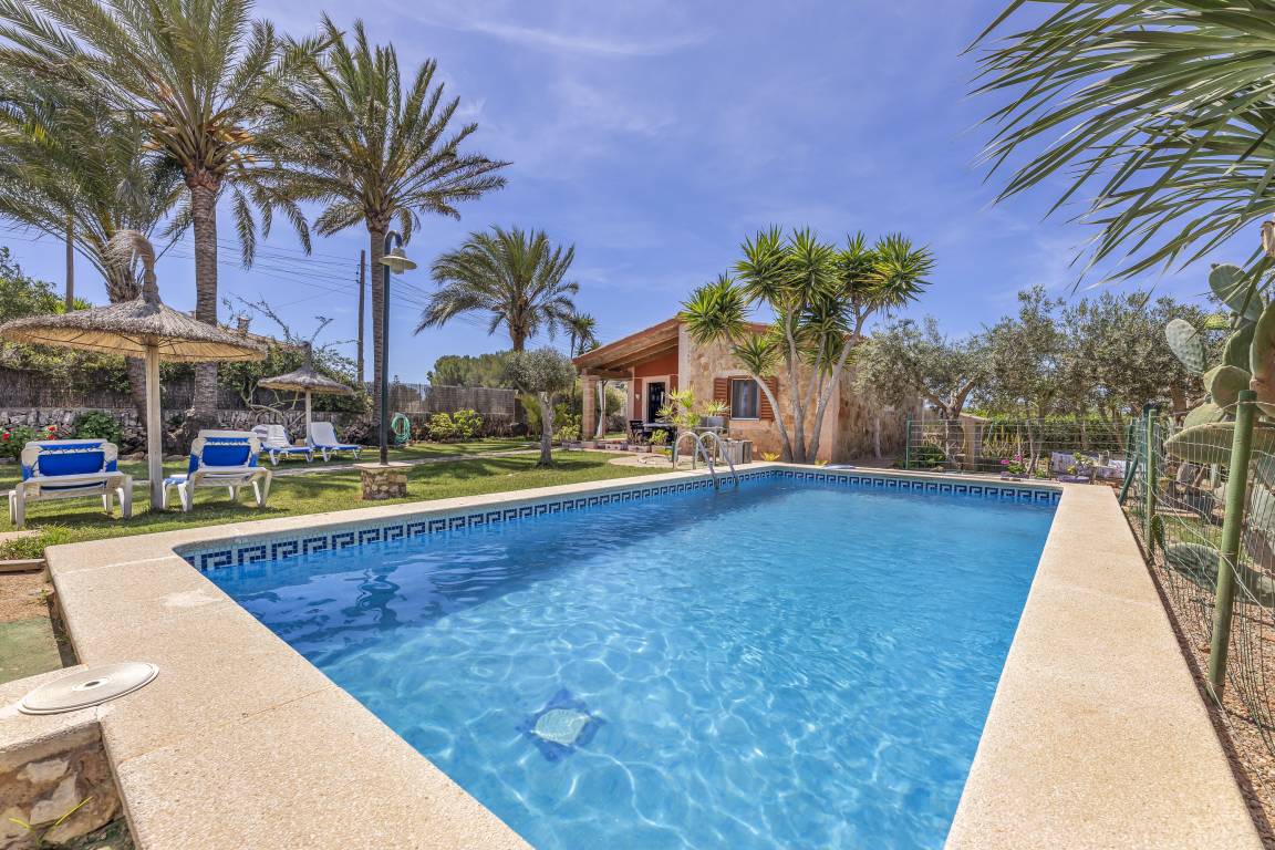 85 M² Casa ∙ 2 Habitaciones ∙ 4 Huéspedes - Colonia de Sant Jordi