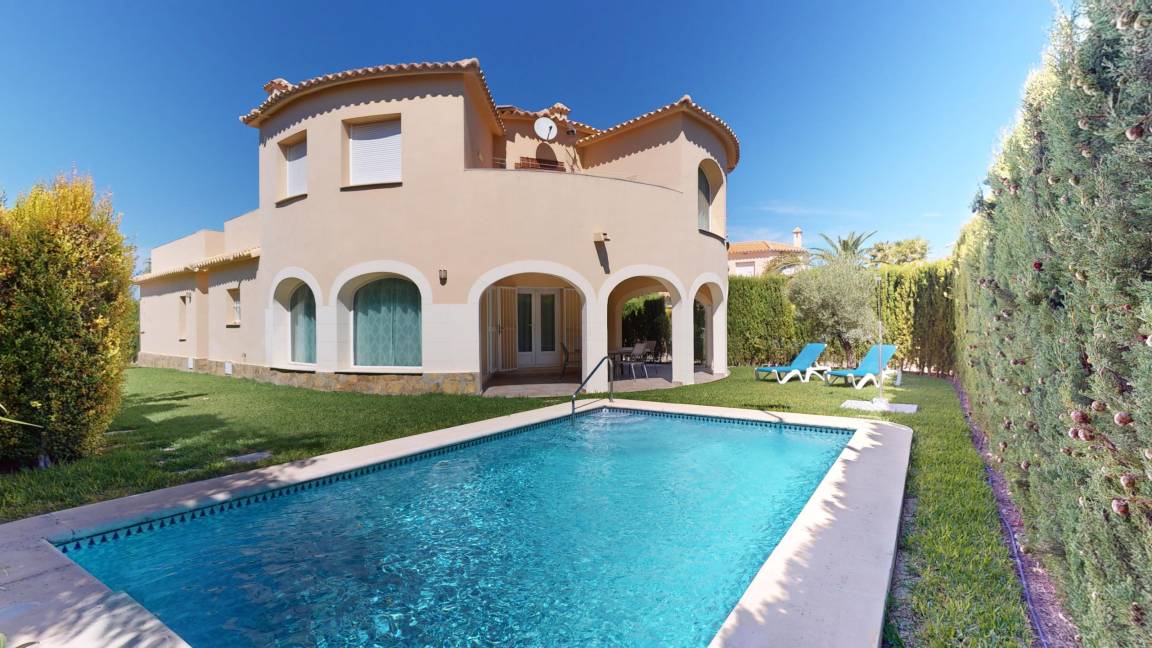 256 M² Villa ∙ 4 Bedrooms ∙ 8 Guests - Oliva
