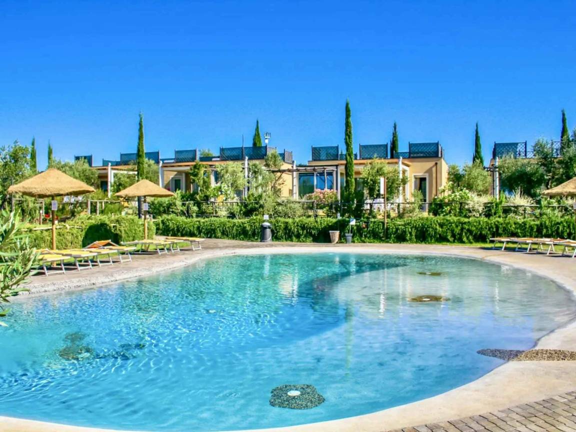 84 M² House ∙ 2 Bedrooms ∙ 6 Guests - Cecina