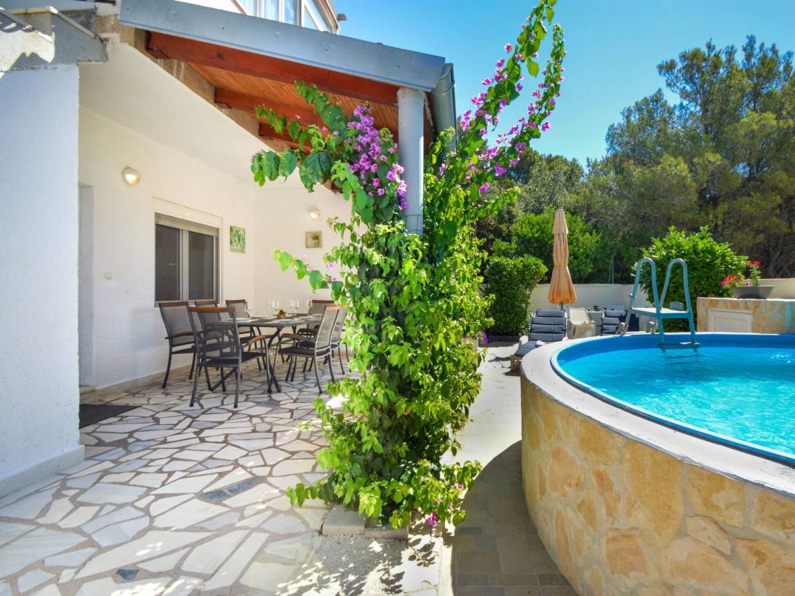 135 M² Ferienhaus ∙ 3 Schlafzimmer ∙ 8 Gäste - Šibenik