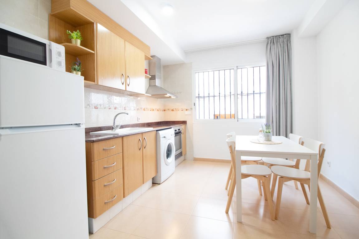 40 M² Apartamento ∙ 1 Habitación ∙ 4 Huéspedes - Sagunto