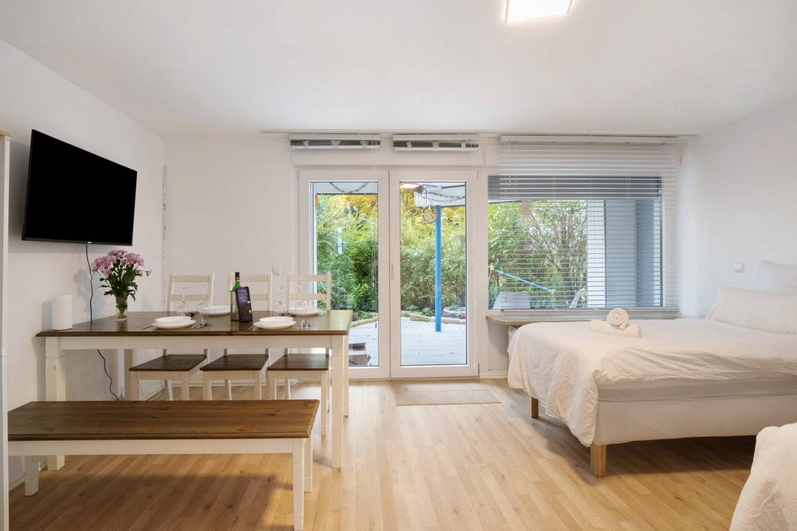 74 M² Ferienwohnung ∙ 3 Schlafzimmer ∙ 6 Gäste - Heidenheim