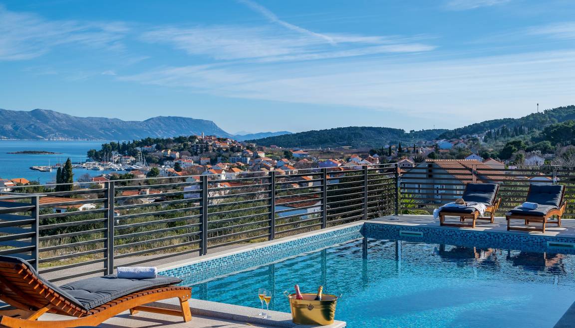 174 M² Casa Vacanza ∙ 4 Camere Da Letto ∙ 8 Ospiti - Curzola