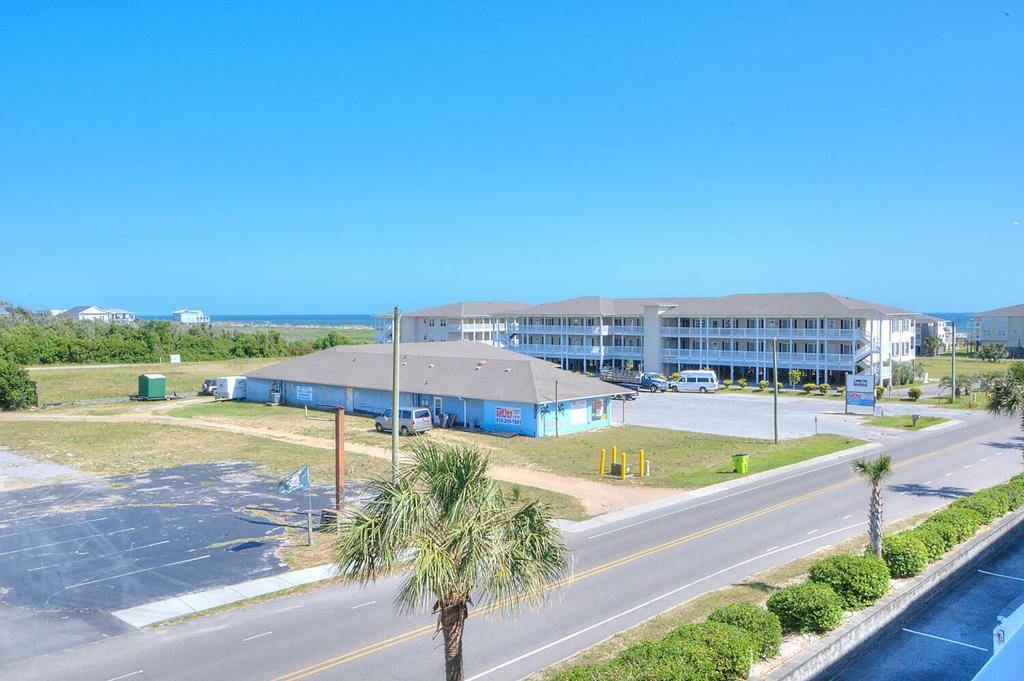 Condo ∙ 3 Bedrooms ∙ 8 Guests - Oak Island, NC