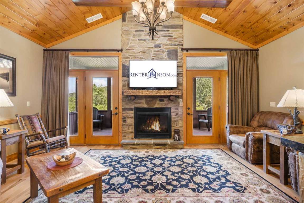 130 M² Cottage ∙ 2 Bedrooms ∙ 6 Guests - Branson, MO