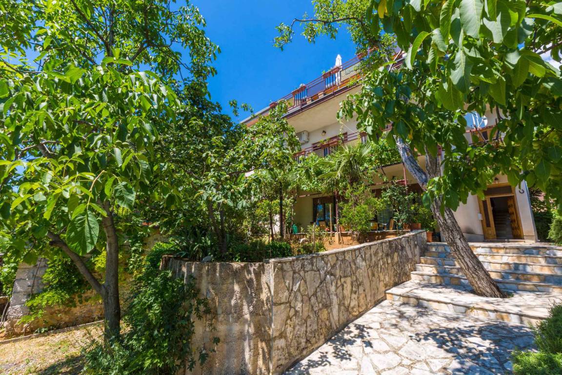 83 M² Apartment ∙ 3 Bedrooms ∙ 6 Guests - Crikvenica