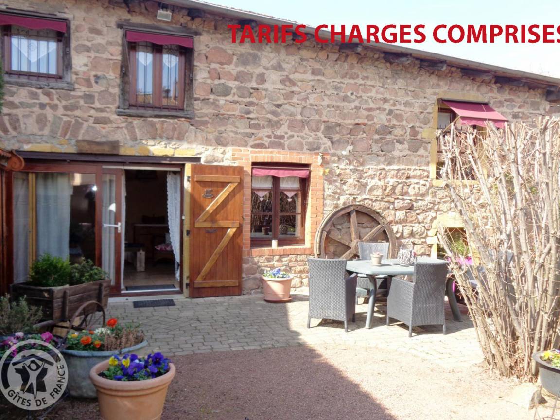 76 M² Cottage ∙ 2 Chambres ∙ 4 Personnes - Beaujolais