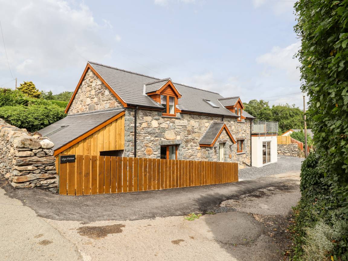 코티지 (자연 속의 작은 별장) ∙ 침실 4개 ∙ 게스트 8명 - 노스 웨일즈