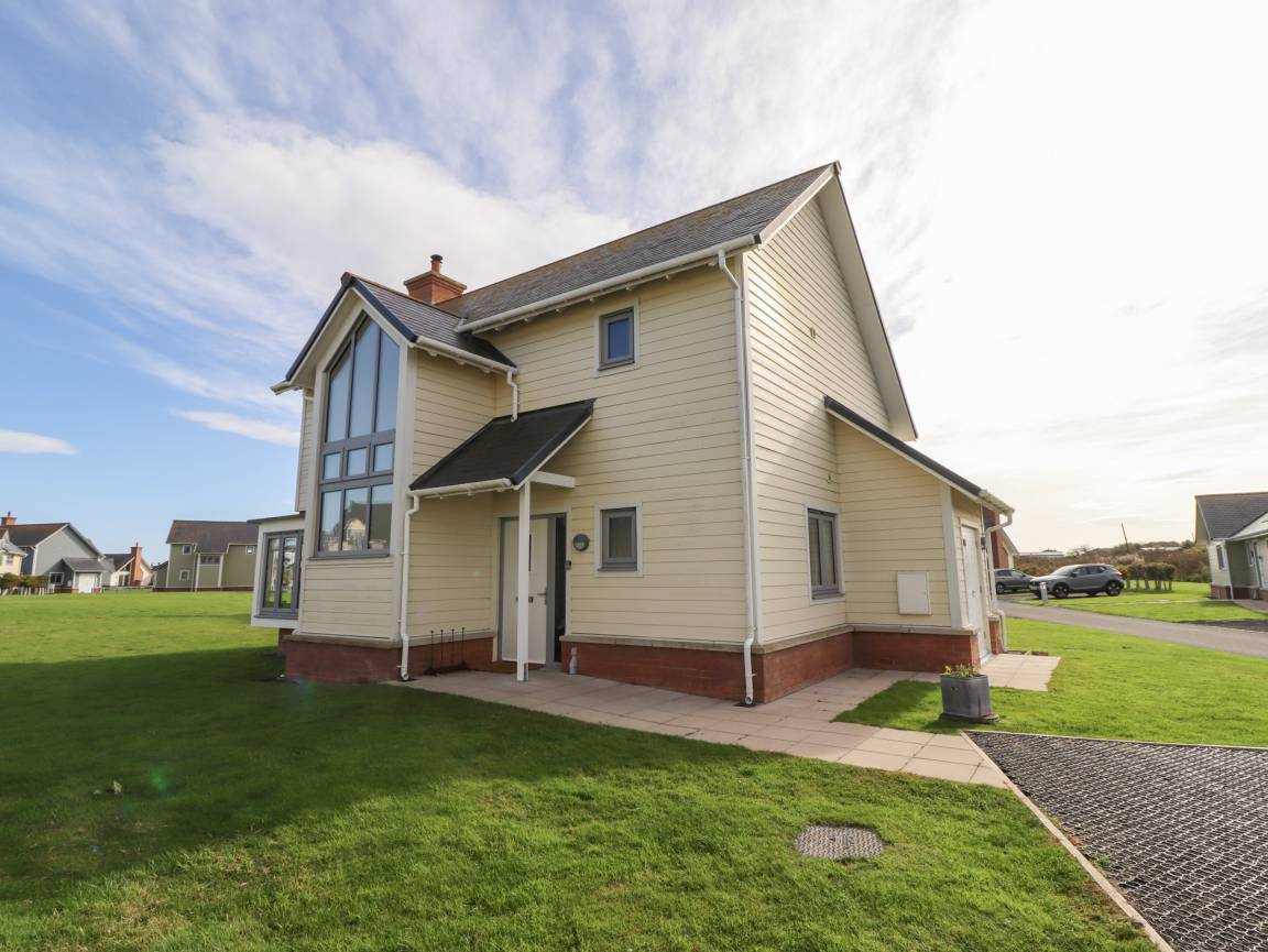 Cottage ∙ 3 Bedrooms ∙ 7 Guests - Seahouses