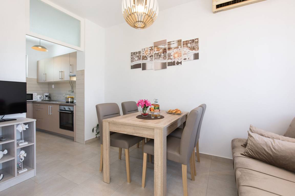 50 M² Apartment ∙ 2 Bedrooms ∙ 5 Guests - Punat