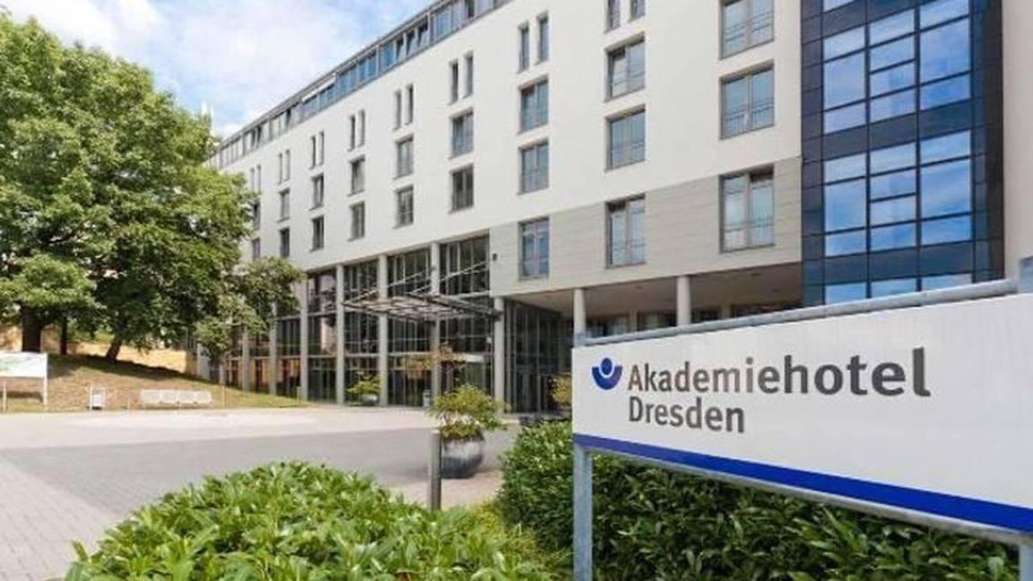 20 M² Hotel ∙ 2 Guests - Dresden