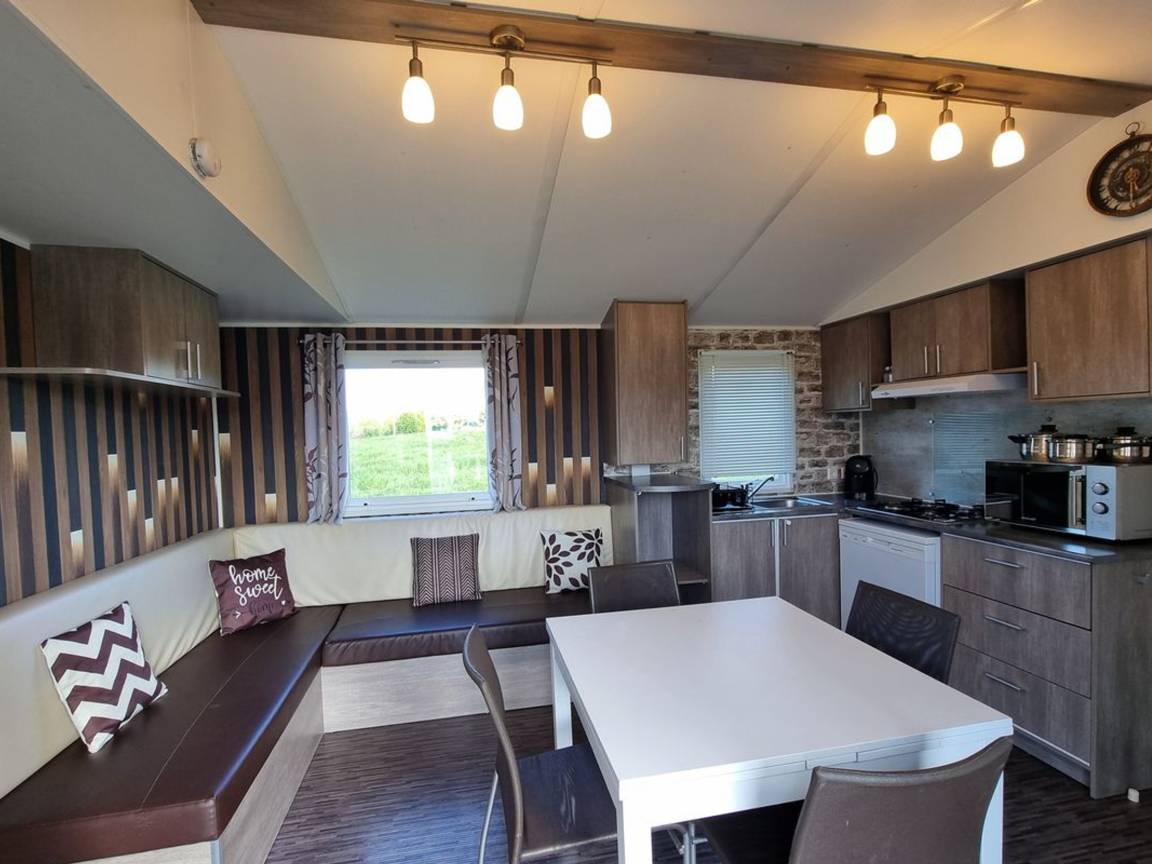 35 M² Mobil-home ∙ 3 Chambres ∙ 6 Personnes - Ain